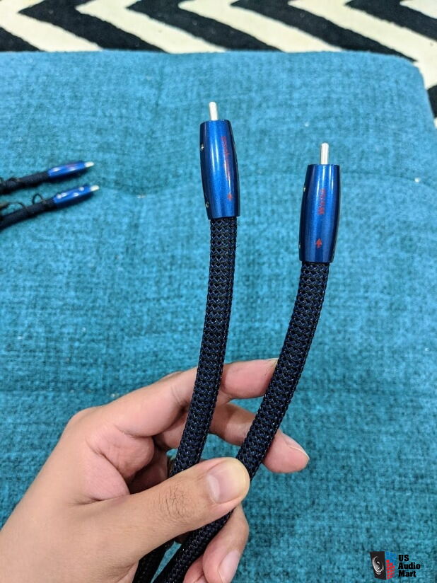 Audioquest Water RCA Interconnects with DBS System, 1m (3 feet) Photo ...