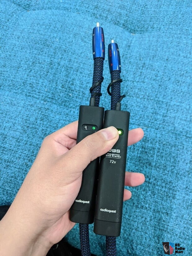 Audioquest Water RCA Interconnects with DBS System, 1m (3 feet) Photo ...