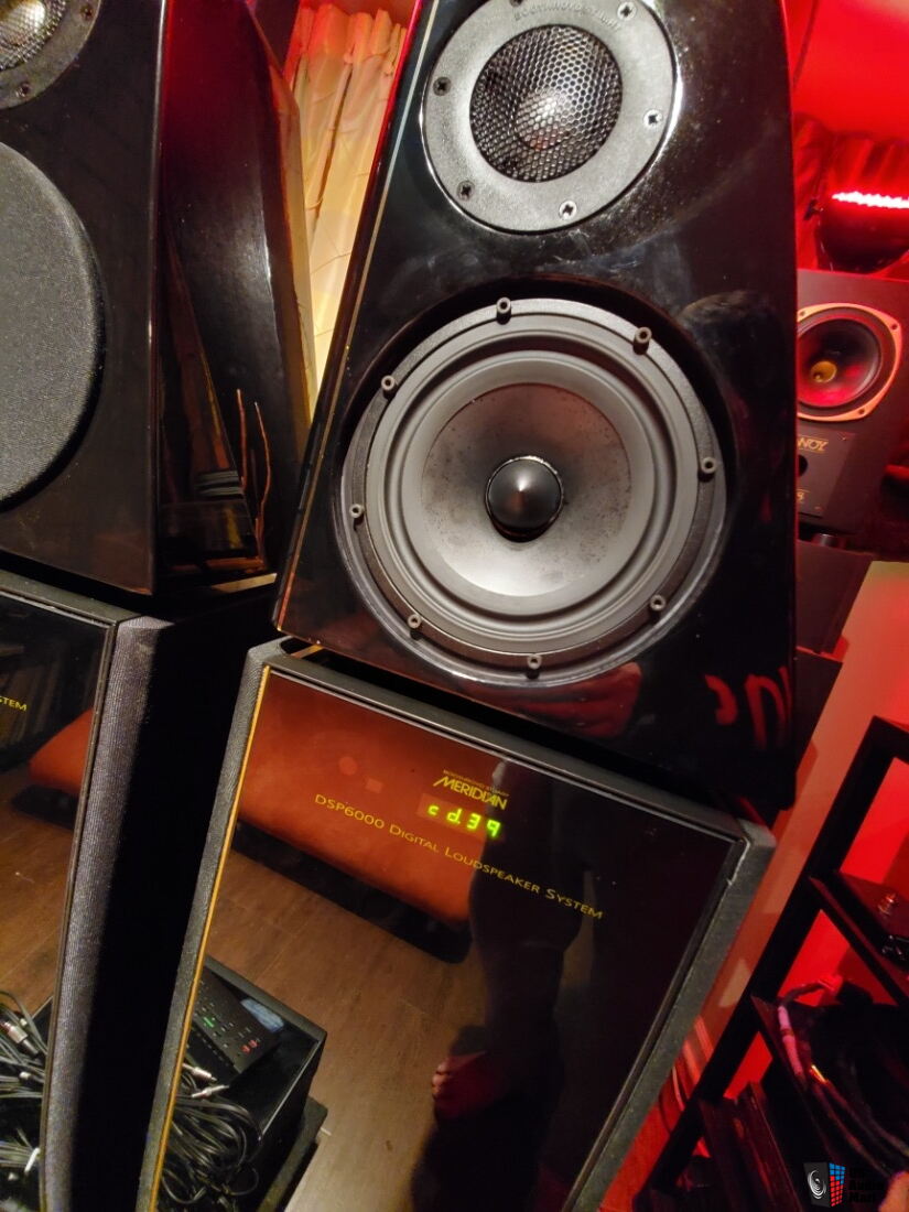 Meridian DSP6000 Active Powered Speakers, Flagship Meridian Photo ...