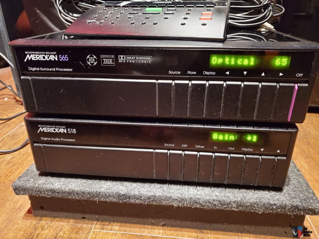 Meridian DSP6000 Active Powered Speakers, Flagship Meridian Photo ...