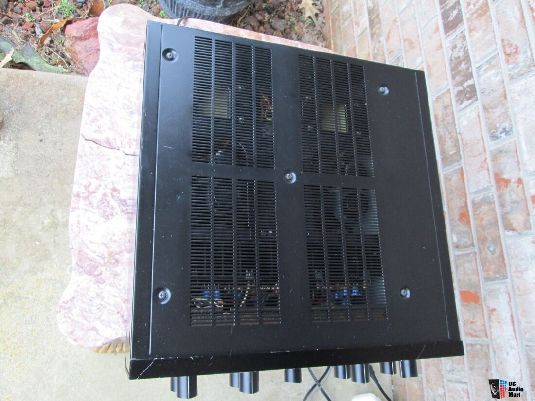 NEC A-10ii Integrated amplifier. Built like a tank and Very Rare ...