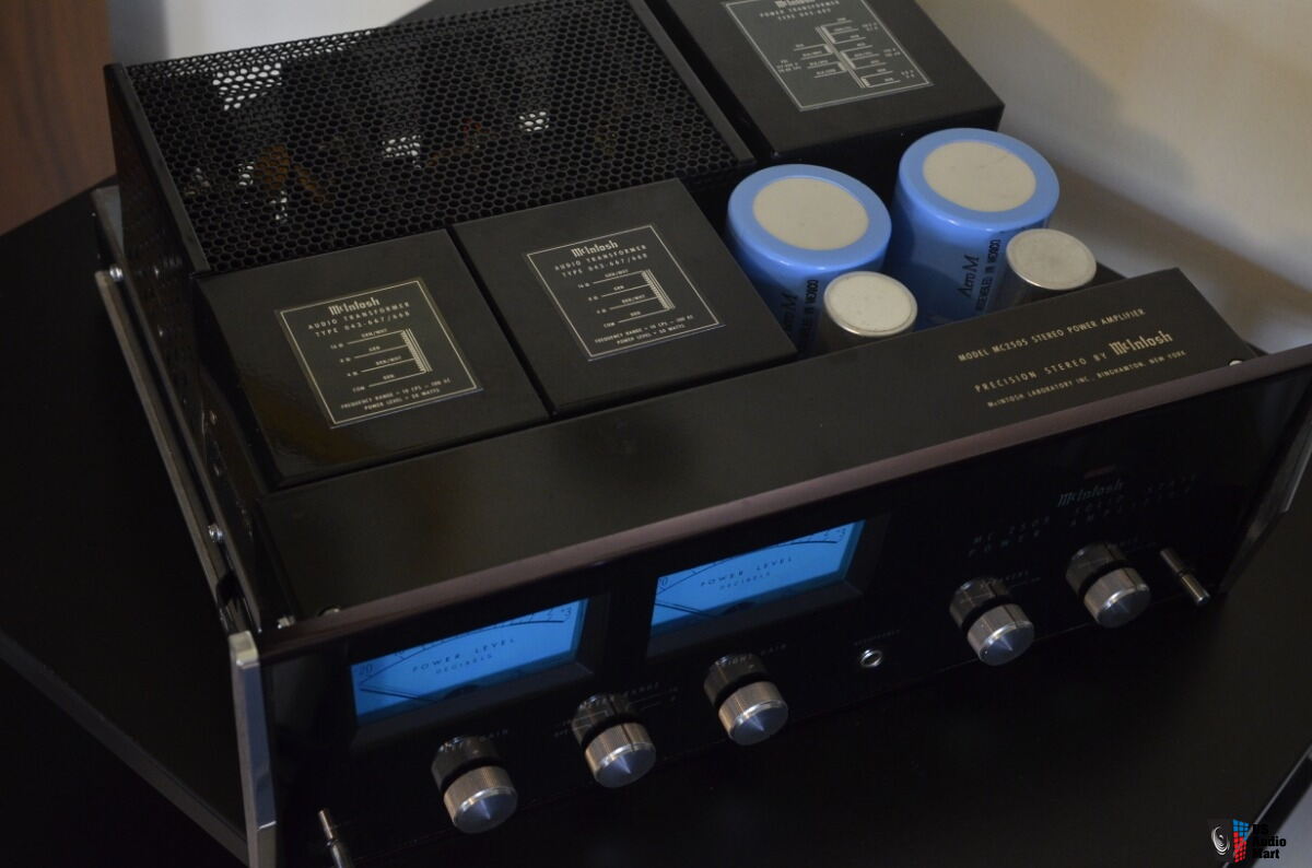 McIntosh C24 Pre-Amp, MC2105 Amplifier MC2505 Amplifier and MR 71 Tuner ...