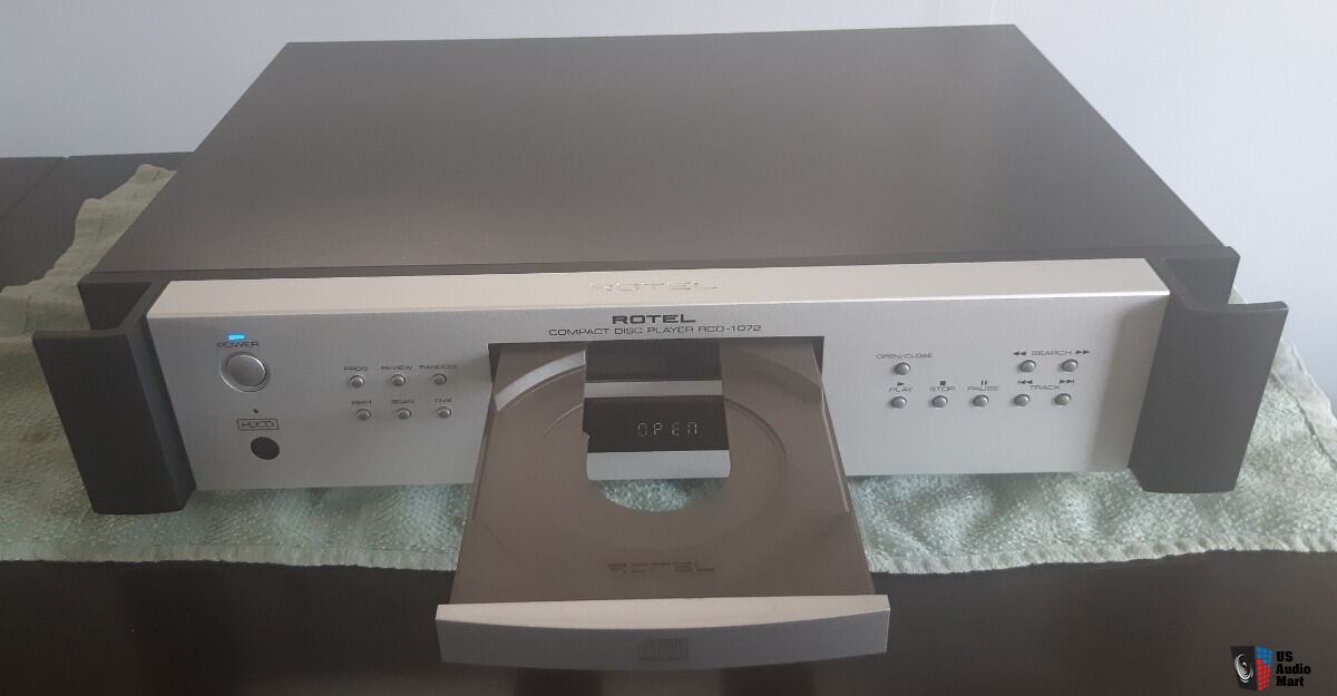 Rotel RCD 1072 CD Player in Silver with Original Remote and Power Cord ...
