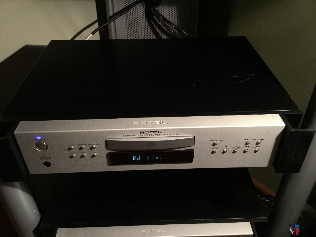 Rotel 1072 CD player, 1090 Preamp, 1080 Power Amp Stereo Set!! Silver ...