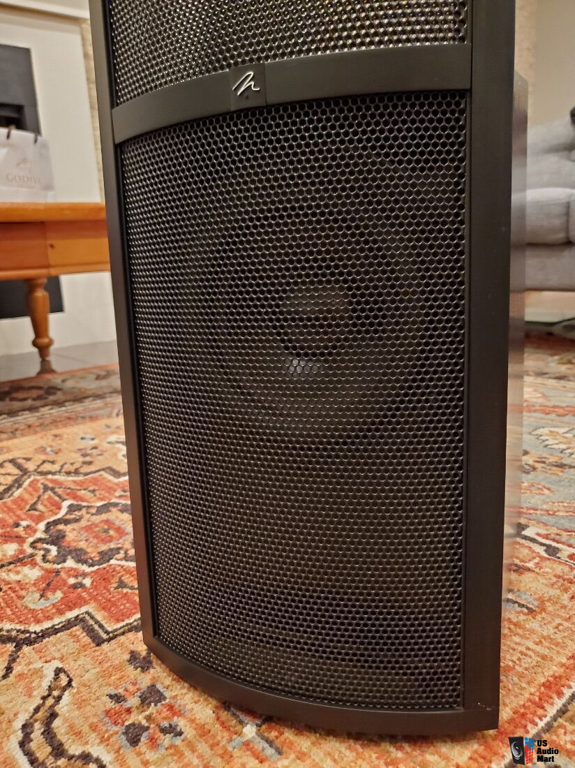 Martin Logan Vantage Speakers in Black Ash Photo #2539250 - UK Audio Mart