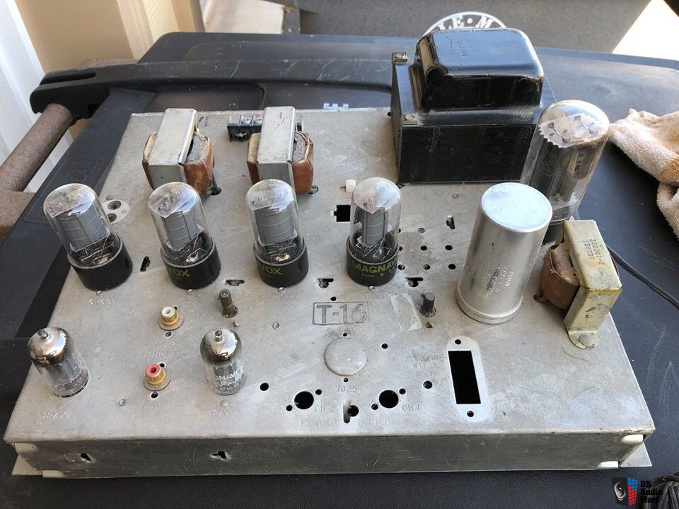 Magnavox Stereo Tube console amp Photo #2539915 - US Audio Mart