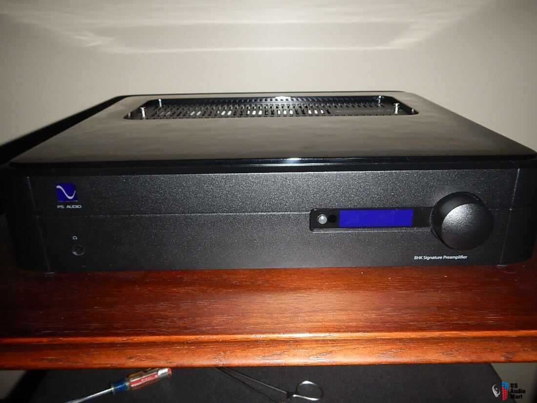 PS Audio BHK Signature Preamplifier Photo #2541365 - US Audio Mart