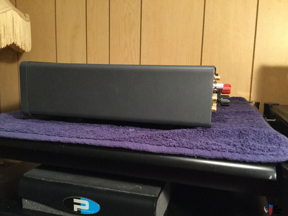 Quad Vena II Integrated Amplifier Photo #2554061 - UK Audio Mart