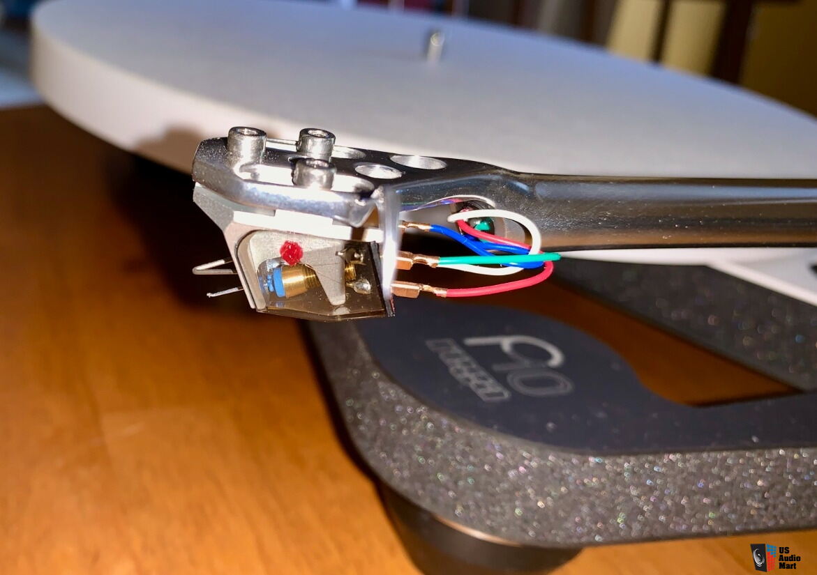 Rega P10 (Planar 10) Turntable with Apheta 3 cartridge Photo #2558340 ...
