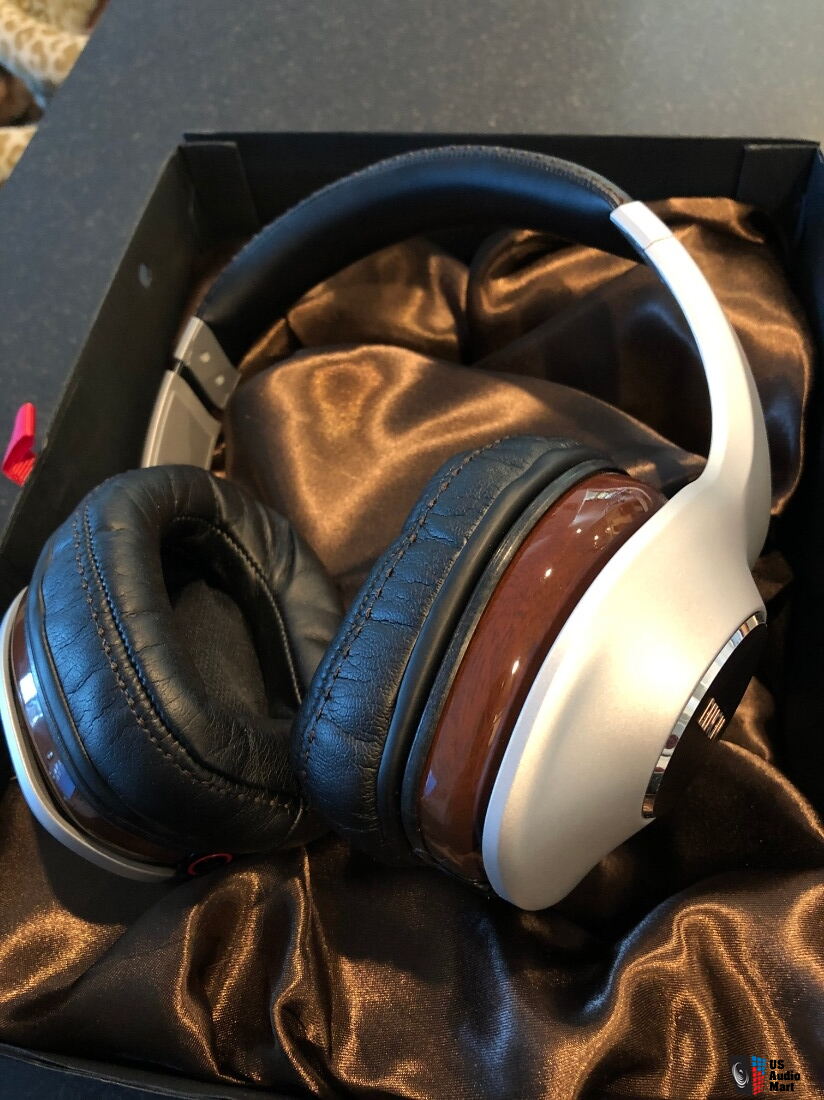 Denon AH-D7100 Photo #2558608 - US Audio Mart