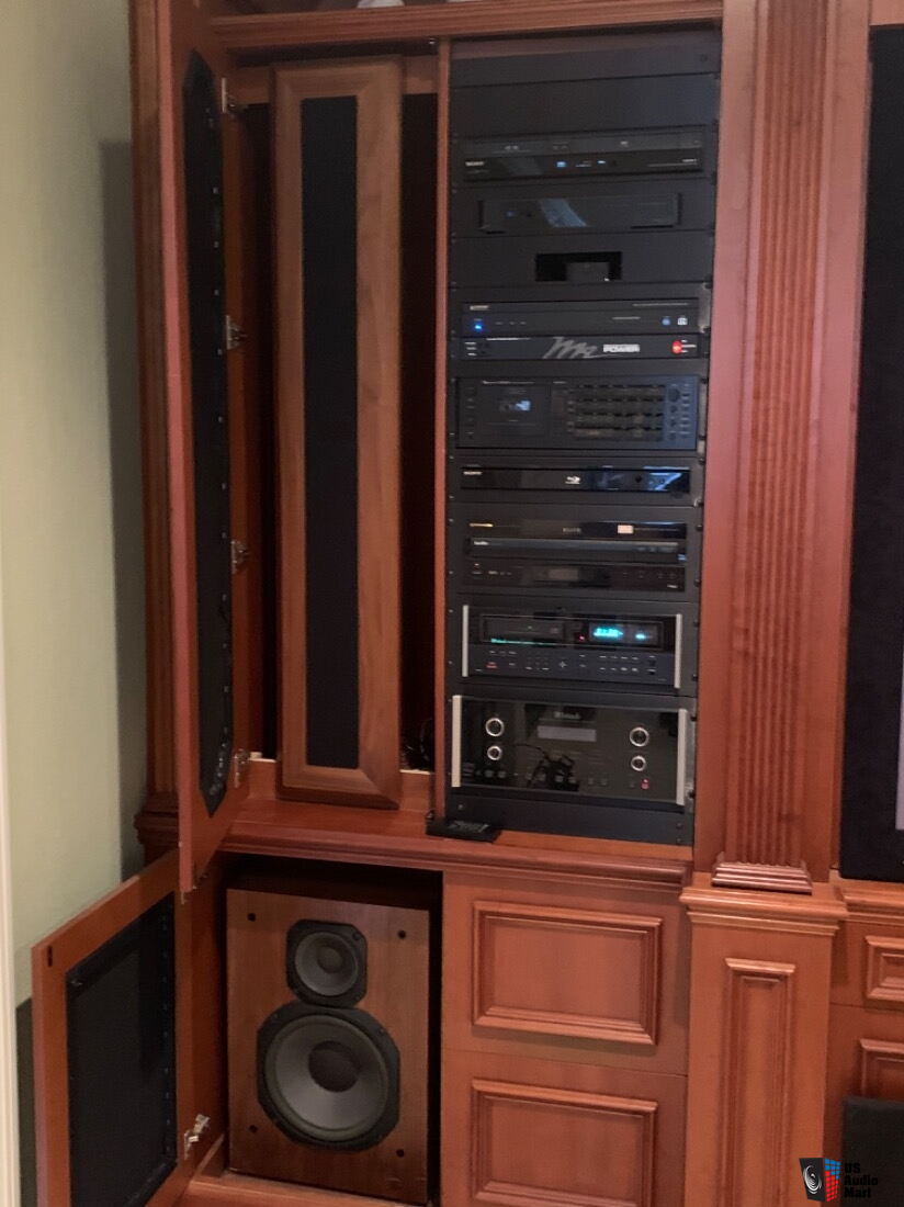 Mcintosh Home Theater system with many extras. Pick up only Photo ...