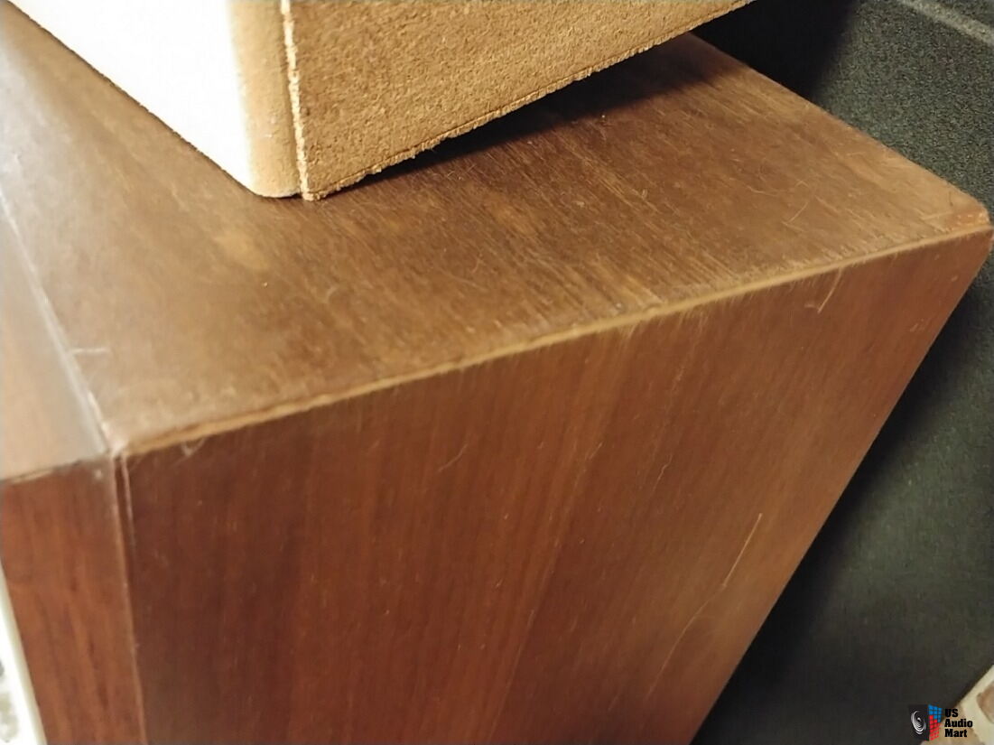Original Large Advent Loudspeakers - Refoamed w/ Rebuilt Crossovers ...
