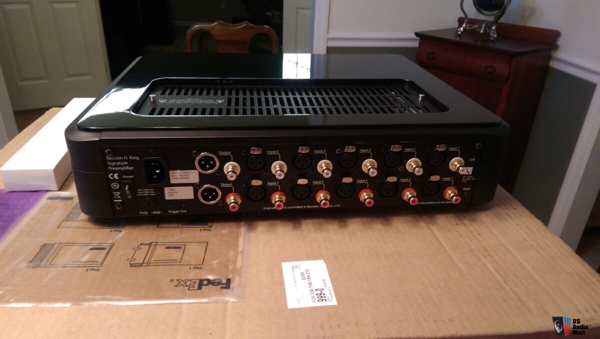 PS Audio BHK Signature Preamp Black Photo #2610596 - US Audio Mart
