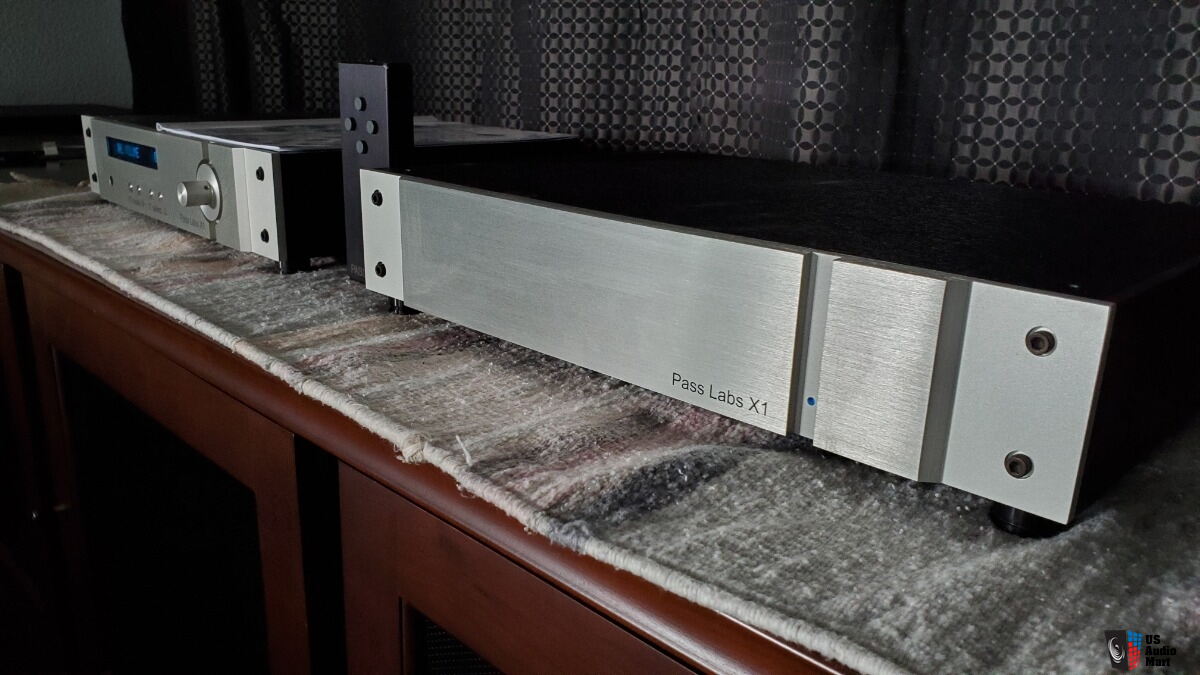 Pass Labs X-1 with full size power supply. Updated, please read for ...
