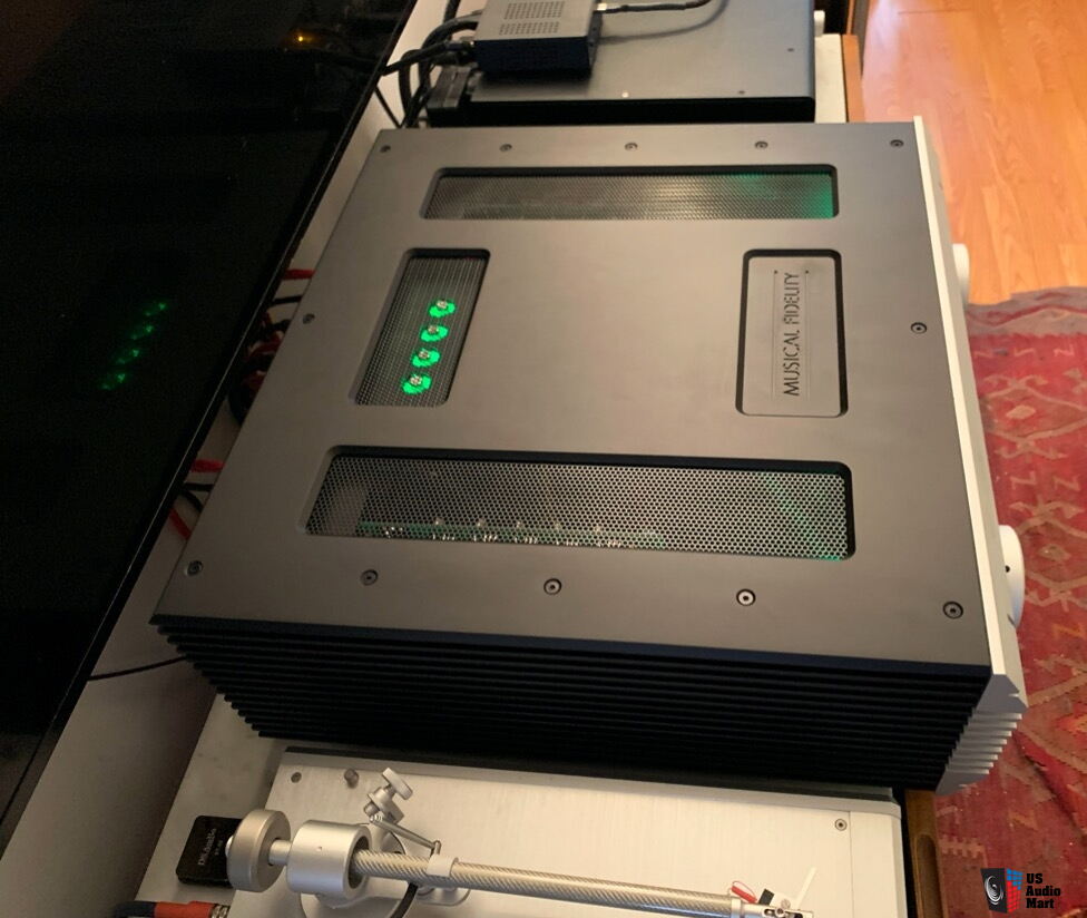Musical Fidelity Nu-Vista 800 | Dual-mono 330wpc hybrid integrated ...