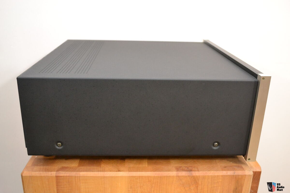 McIntosh MX119, preamp, ht processor Photo #2628433 - UK Audio Mart
