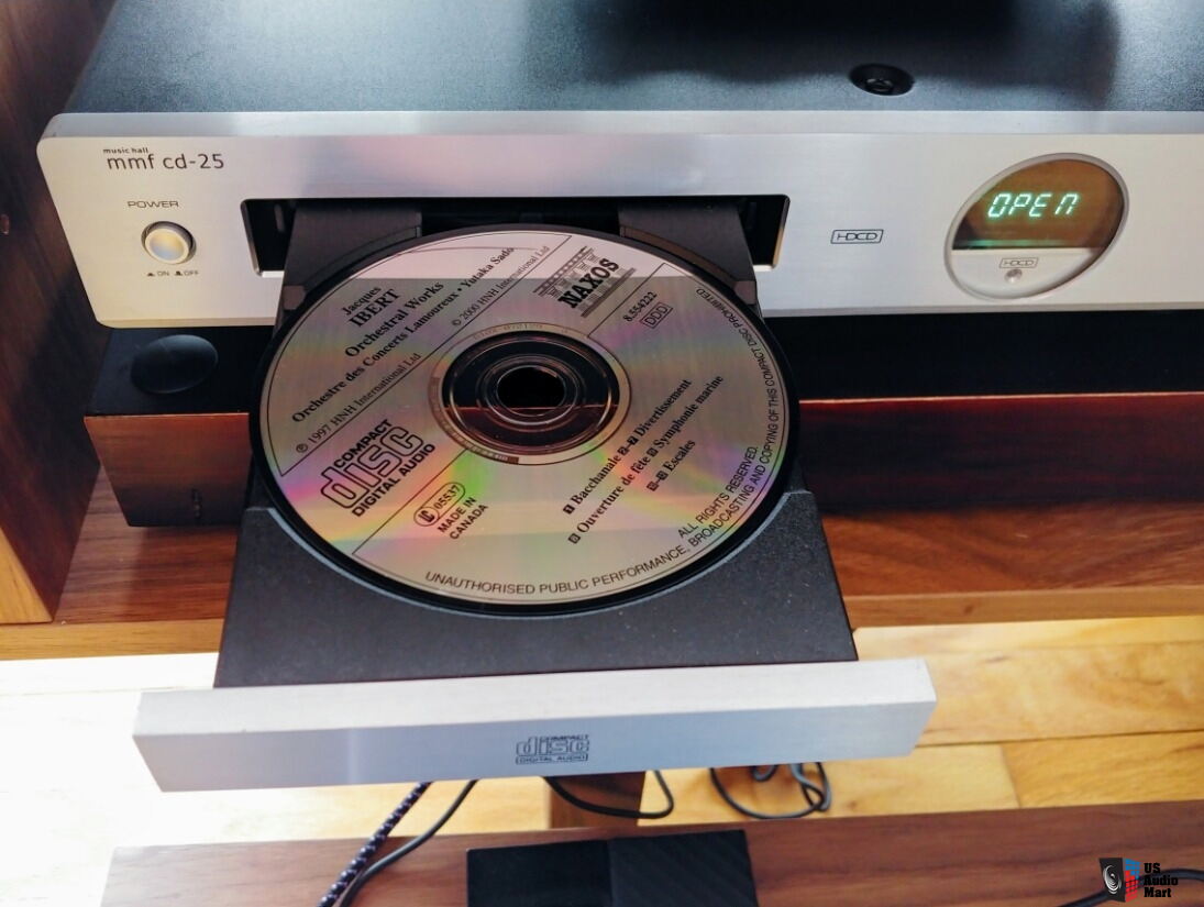Music Hall MMF CD-25 HDCD player/transport Photo #2639114 - US Audio Mart