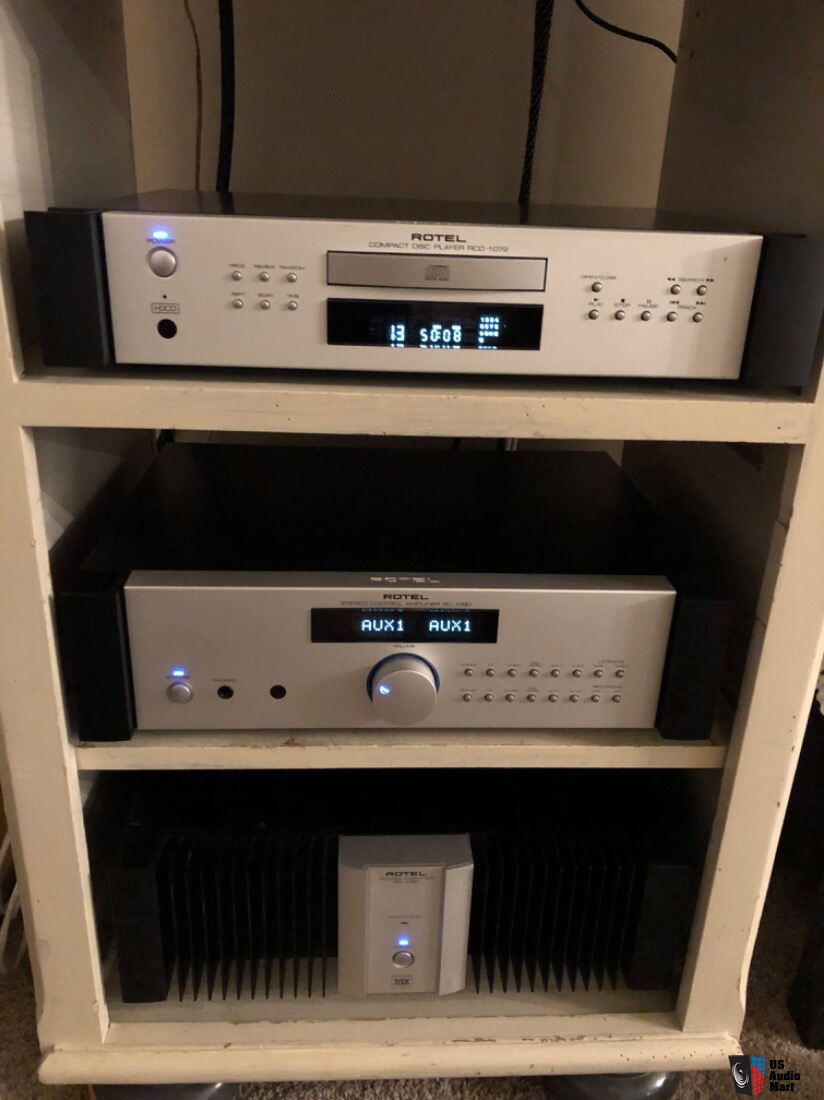 Rotel 1072 CD player, 1090 Preamp, 1080 Power Amp Stereo Set!! Silver ...