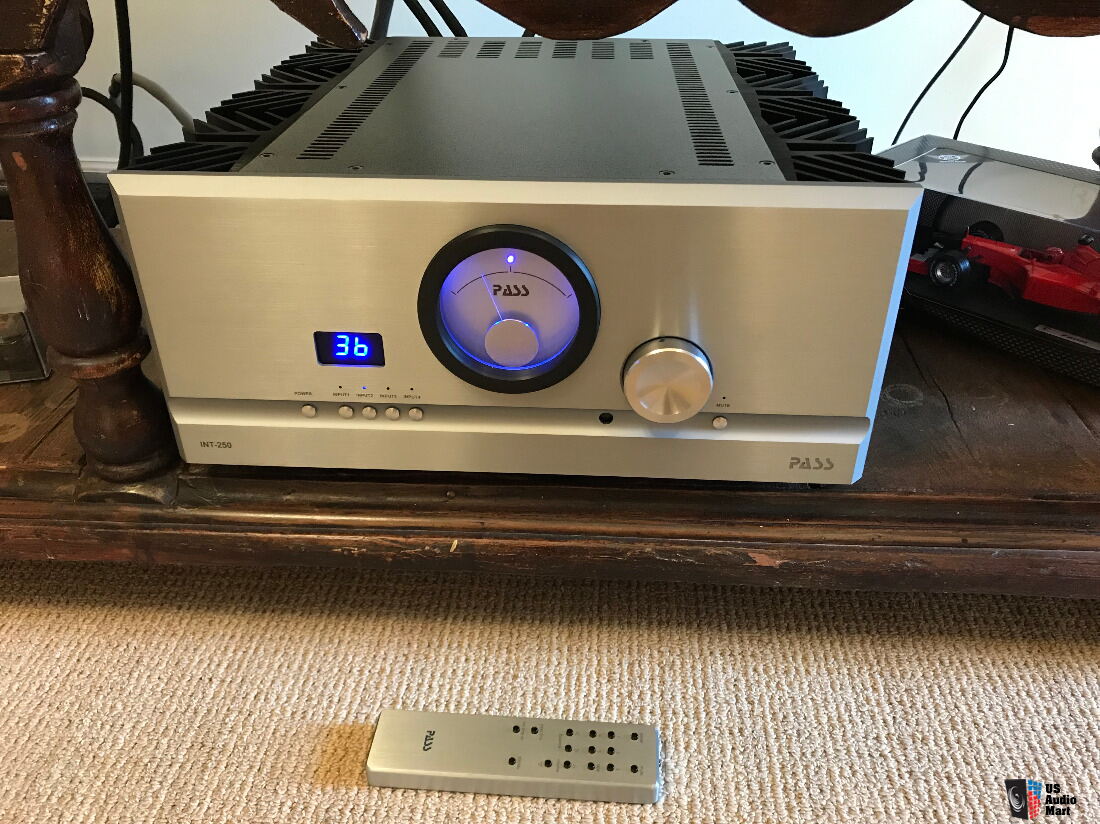 PASS LABS INT-250 Photo #2645109 - US Audio Mart