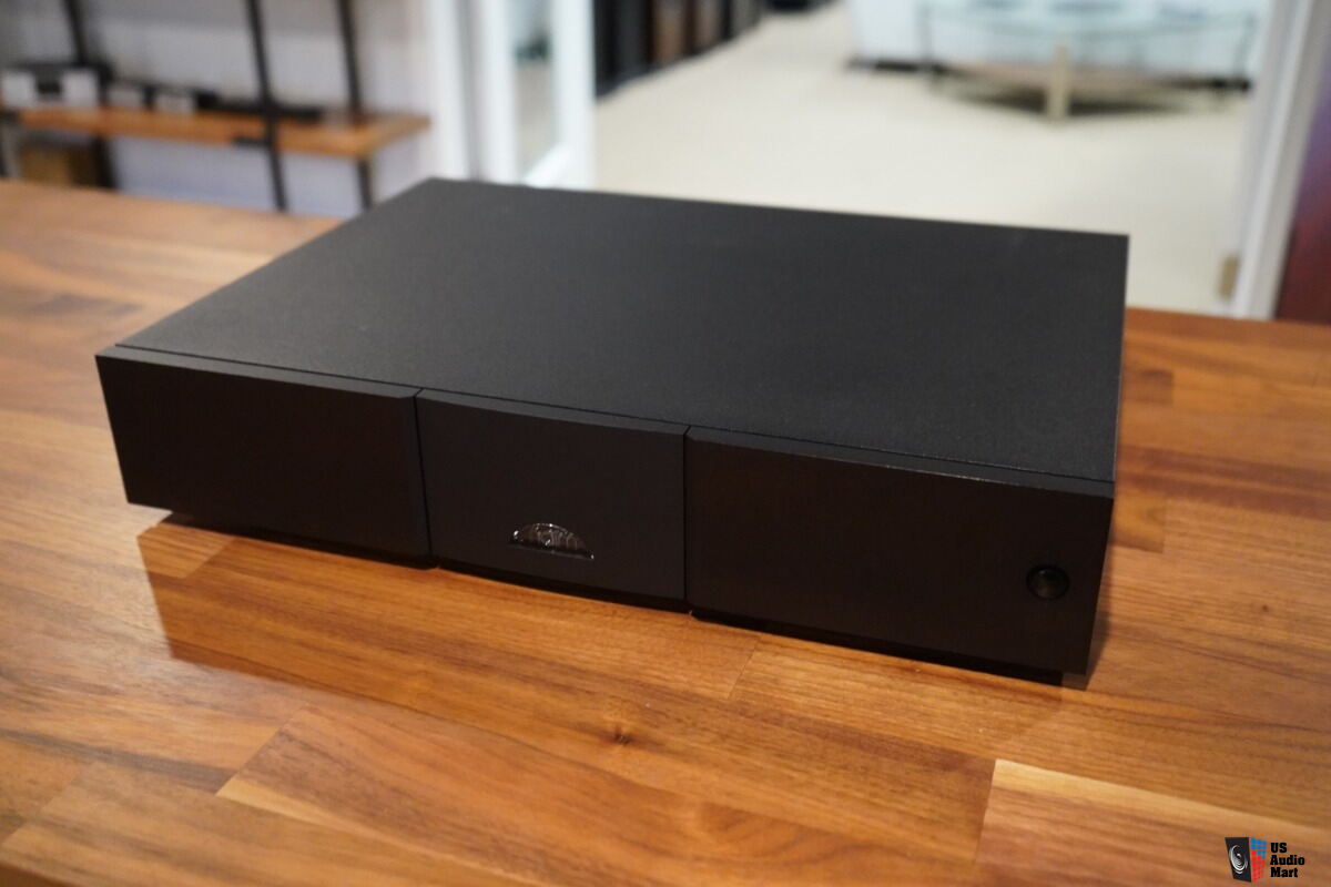 Complete Naim system which includes NAC-N272, 555PS DR, NAP300-DR and ...