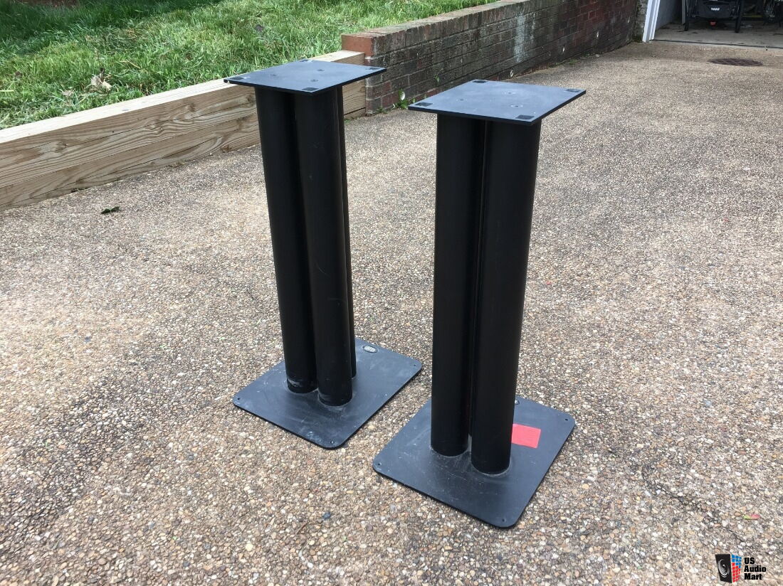 Atlantis Pro 24" speaker stands Photo #2651926 - US Audio Mart