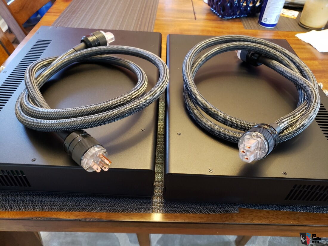 PS Audio Stellar M700 Mono Blocks (Black) Photo #2669062 - US Audio Mart