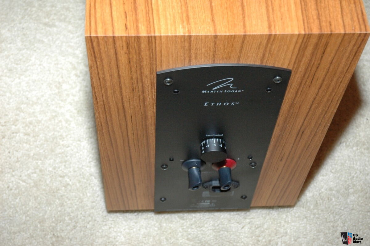 Martin Logan Ethos Electrostatic loudspeaker pair Photo #2696513 - US ...