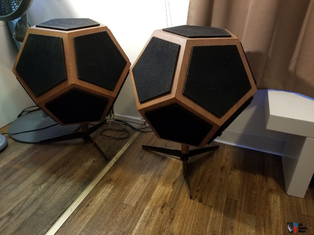 Design Acoustics D12 Speakers - Design Talk