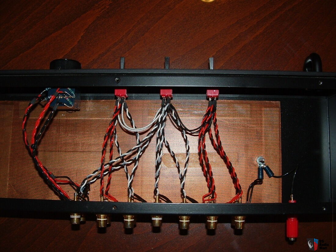 Reference Line Precision Passive Preamplifier Line Interface Model 3000 ...
