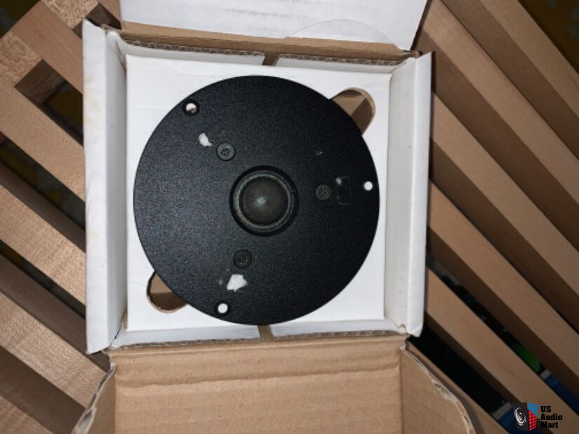Dynaudio NOS drivers. Hard to find. Scan Speak and Morel added Photo ...
