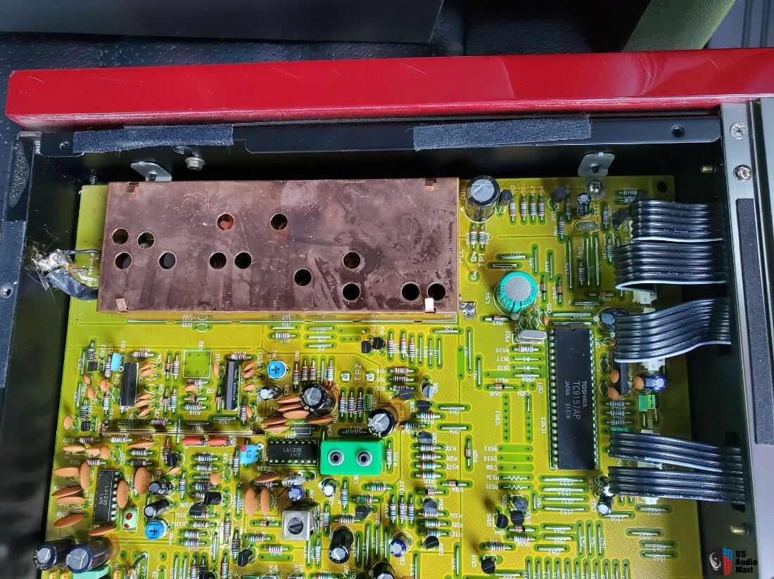 Rotel RHT-10 FM Tuner Photo #2724106 - US Audio Mart