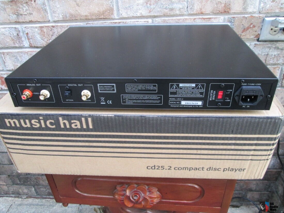 Music Hall CD 25.2 CD Player (Silver) in Box W/Remote Photo #2746676 ...