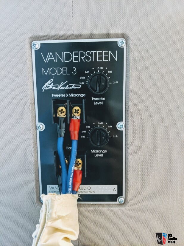 Vandersteen Model 3a Signature with Sound Anchor Stands Photo #2770462 ...