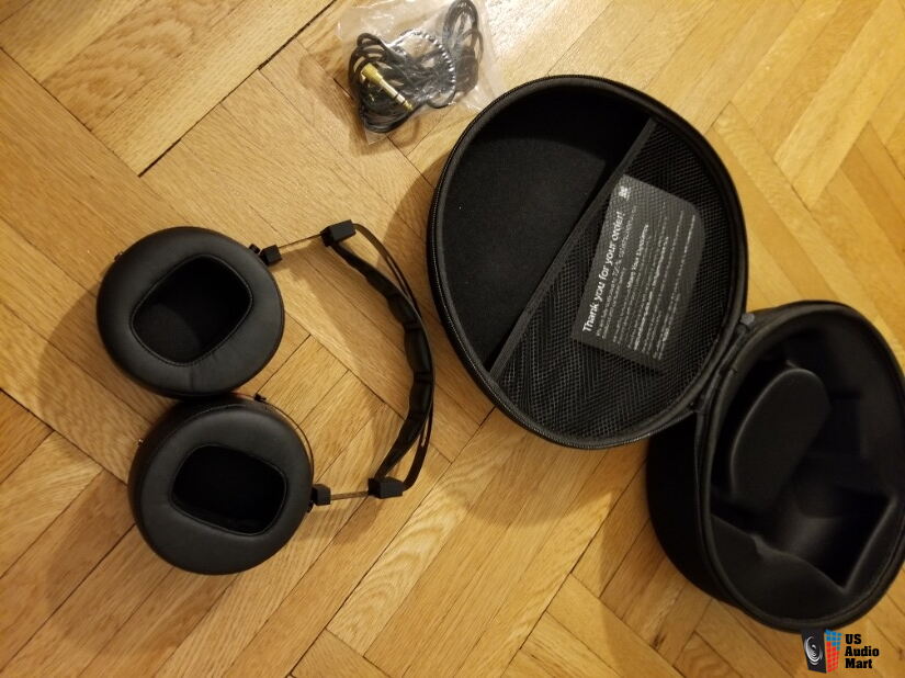 Monolith M-1060 V2 series Brand New Photo #2781870 - UK Audio Mart