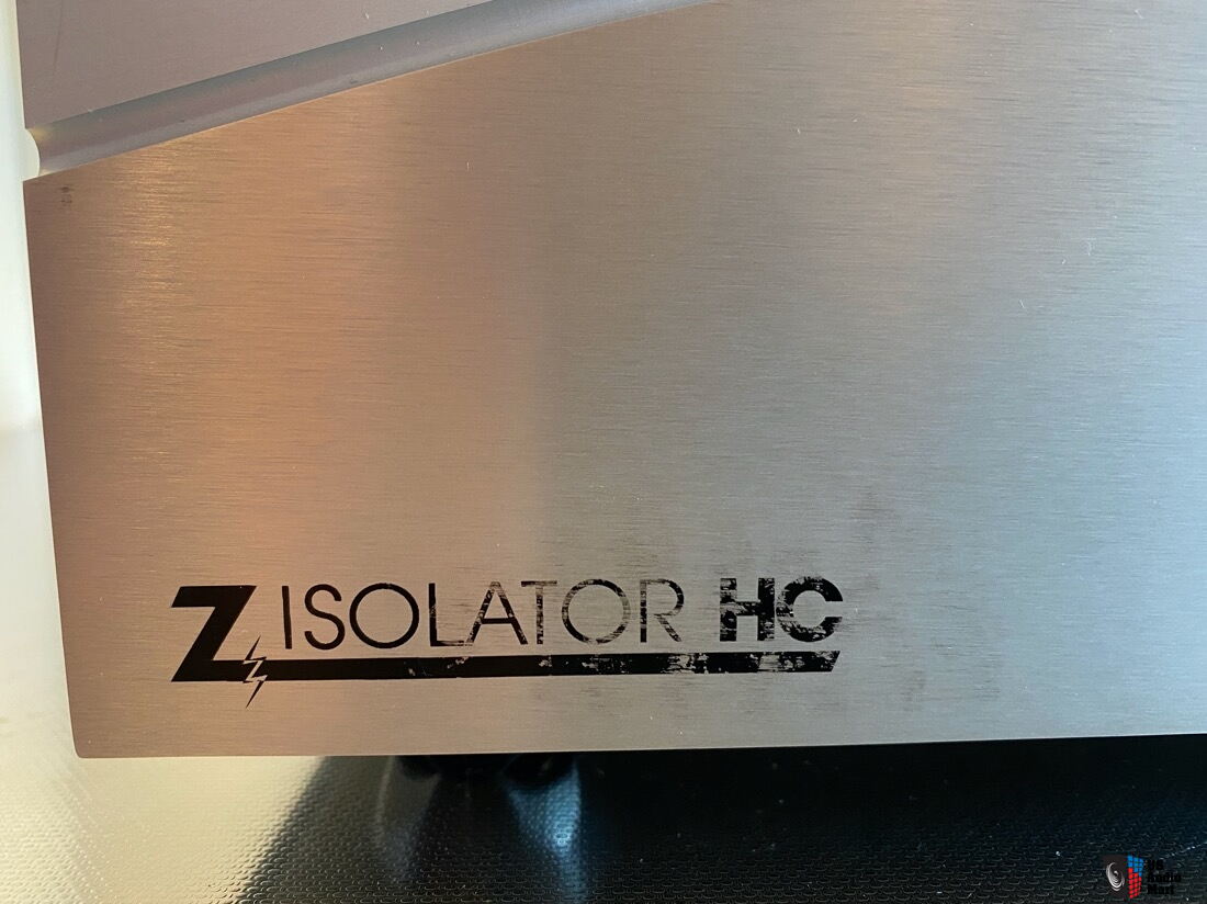 MIT Z-Isolator HC Power Conditioner Photo #2804526 - Canuck Audio Mart
