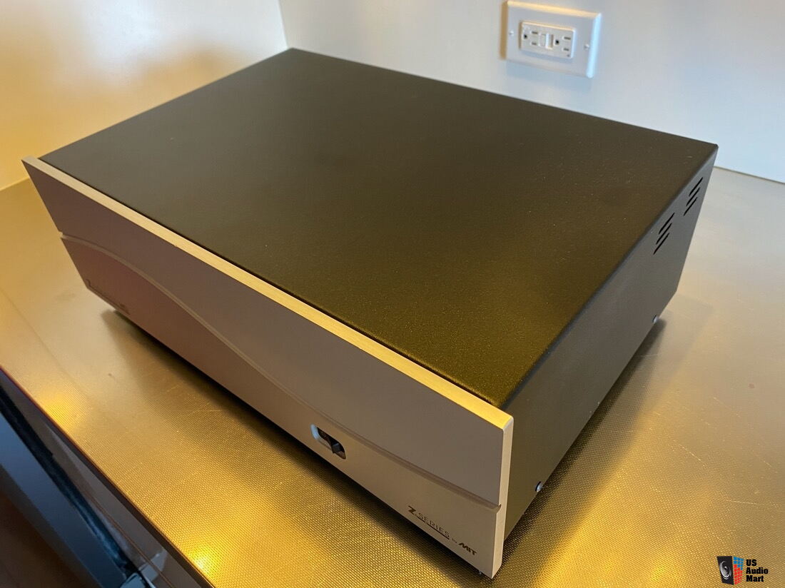 MIT Z-Isolator HC Power Conditioner Photo #2804527 - UK Audio Mart