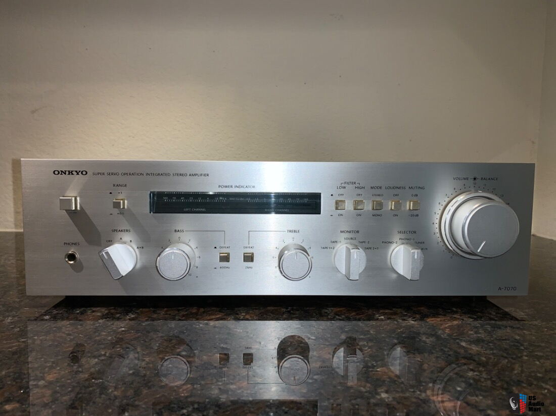 Vintage Onkyo T-4040 AM/FM Stereo Tuner & A-7070 Integrated Amplifier ...