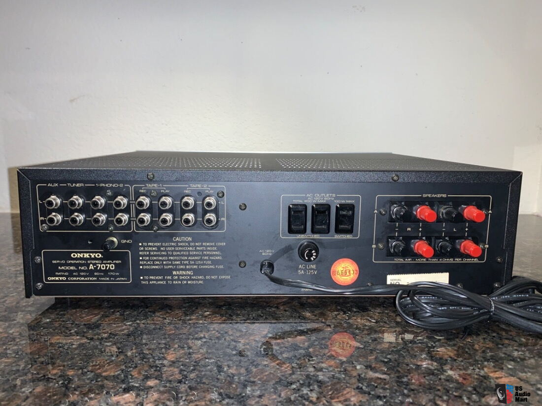 Vintage Onkyo T-4040 AM/FM Stereo Tuner & A-7070 Integrated Amplifier ...