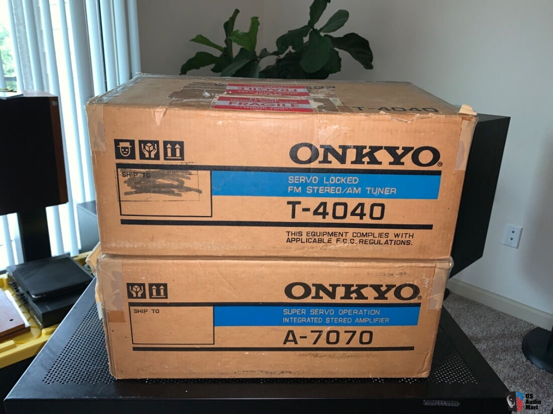 Vintage Onkyo T-4040 AM/FM Stereo Tuner & A-7070 Integrated Amplifier ...