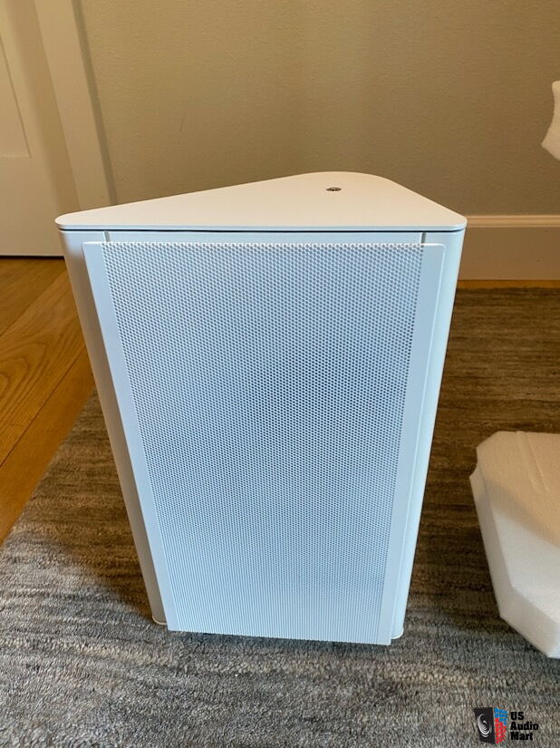 Piega AP3 Bookshelf/Wall Mount Monitor White Aluminum Ribbon Tweeter ...