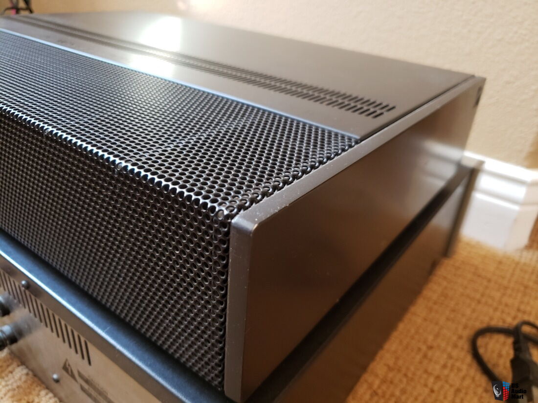 Luxman B-12 · DC Monaural Power Amplifier Photo #2843764 - US Audio Mart