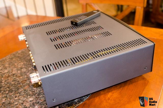 Hegel 300 Integrated Amplifier Photo #2862482 - US Audio Mart