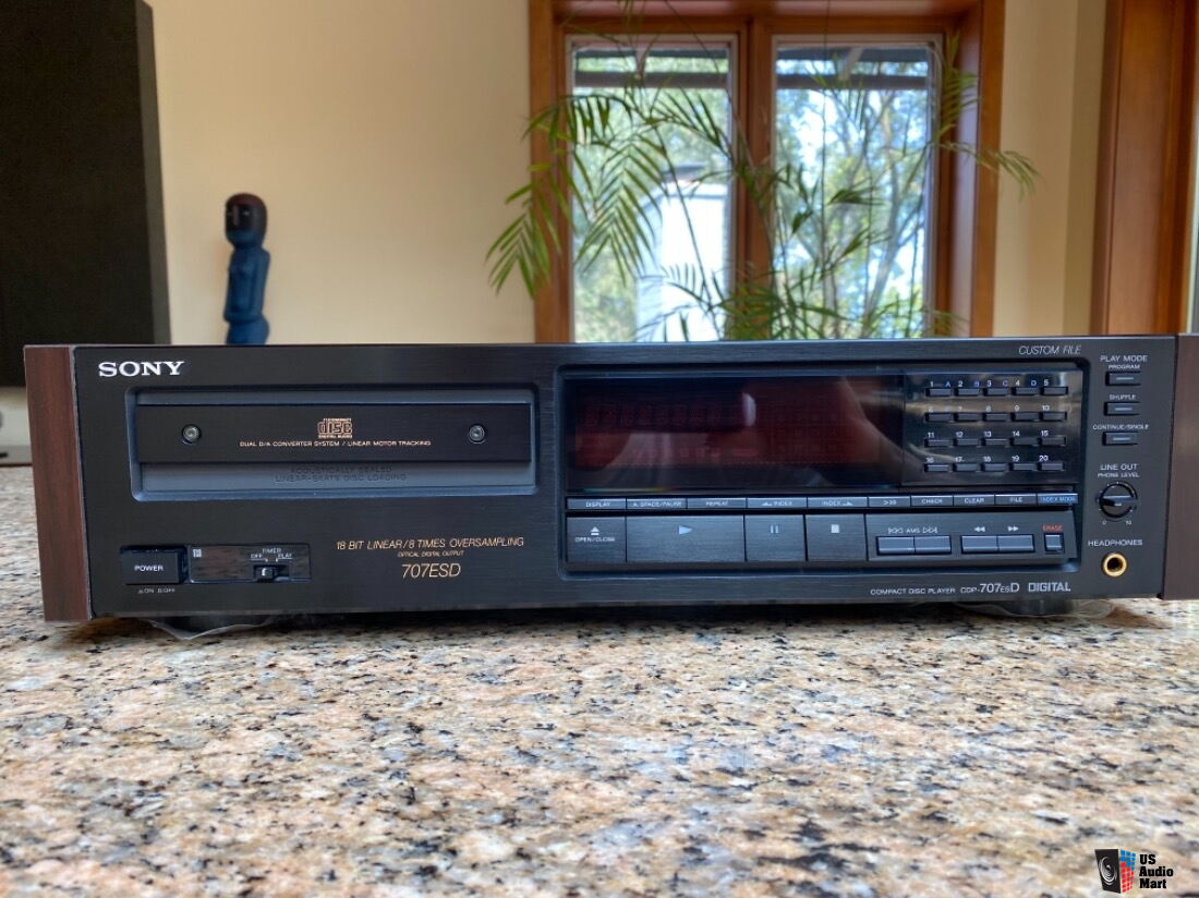 Sony 707ESD w/Jeff Rowland Design Update Photo #2887568 - US Audio Mart