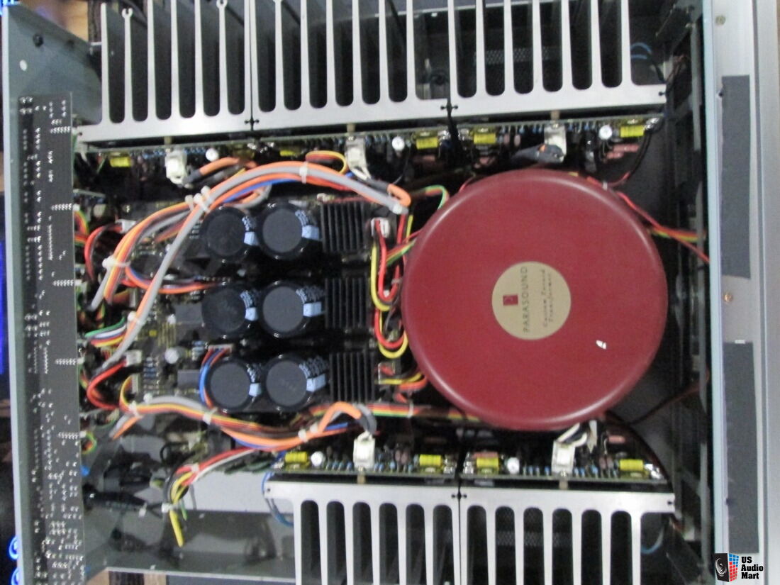 Parasound A52 Five Channel Amplifier (Silver) Photo #2905008 - UK Audio ...