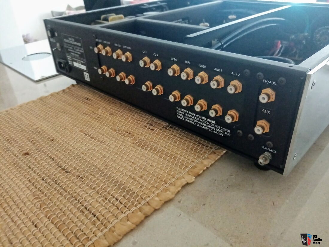 Hovland HP 100 Tube Preamplifier Photo #2932447 - UK Audio Mart