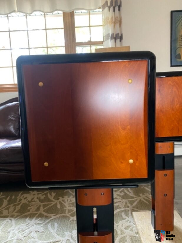 Usher X-719 Monitors Photo #2950191 - US Audio Mart