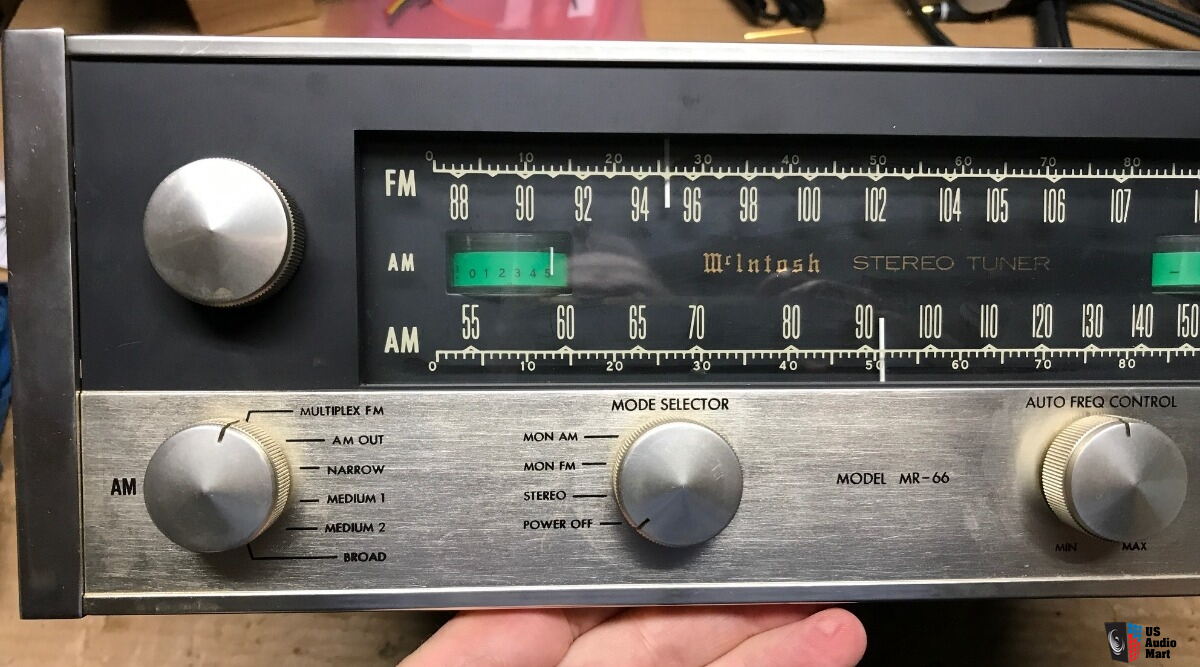 McIntosh MR66 Vintage Tube AM/FM/MPX Tuner Photo #2963479 - UK Audio Mart