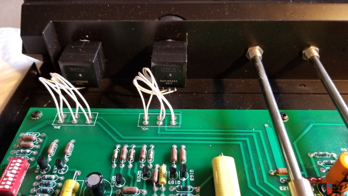 Aragon 24k preamplifier - w/ phono stage Photo #2977885 - UK Audio Mart