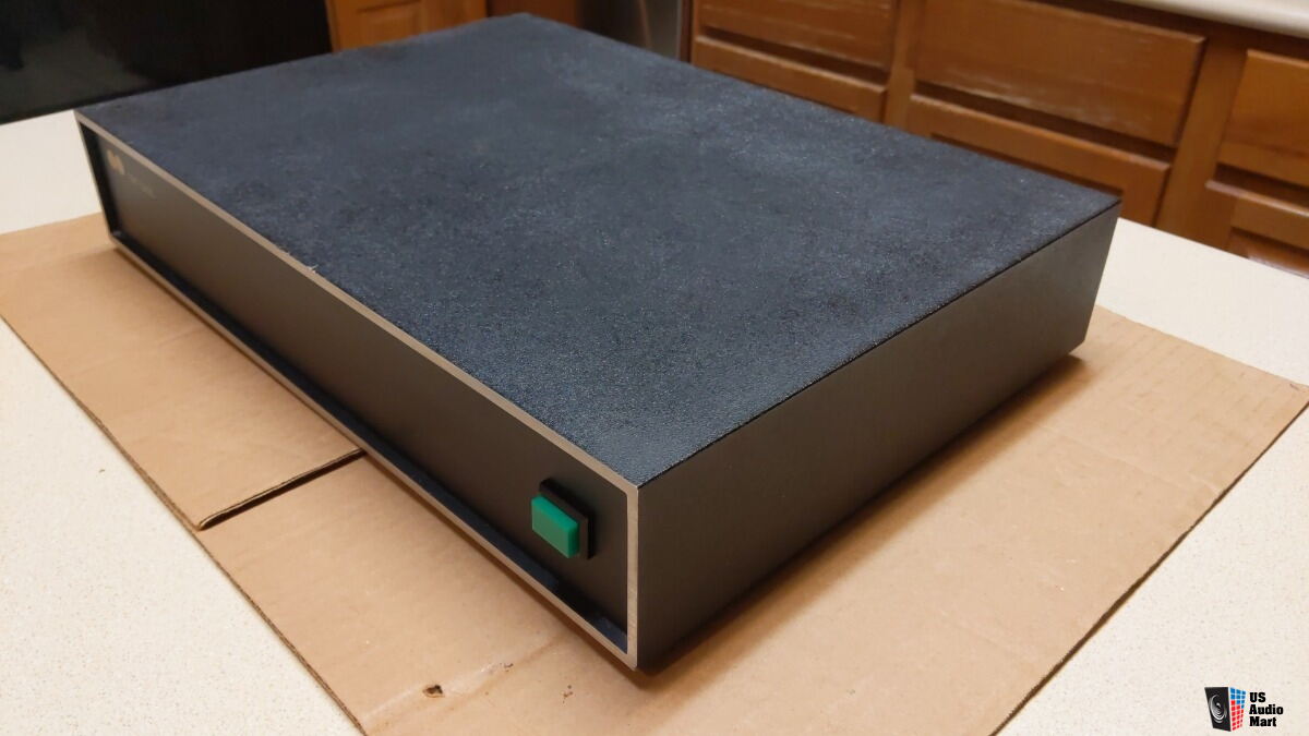 Naim Nap 250 classic chrome bumber amps- 1 stock, 1 Avondale NCC200 ...