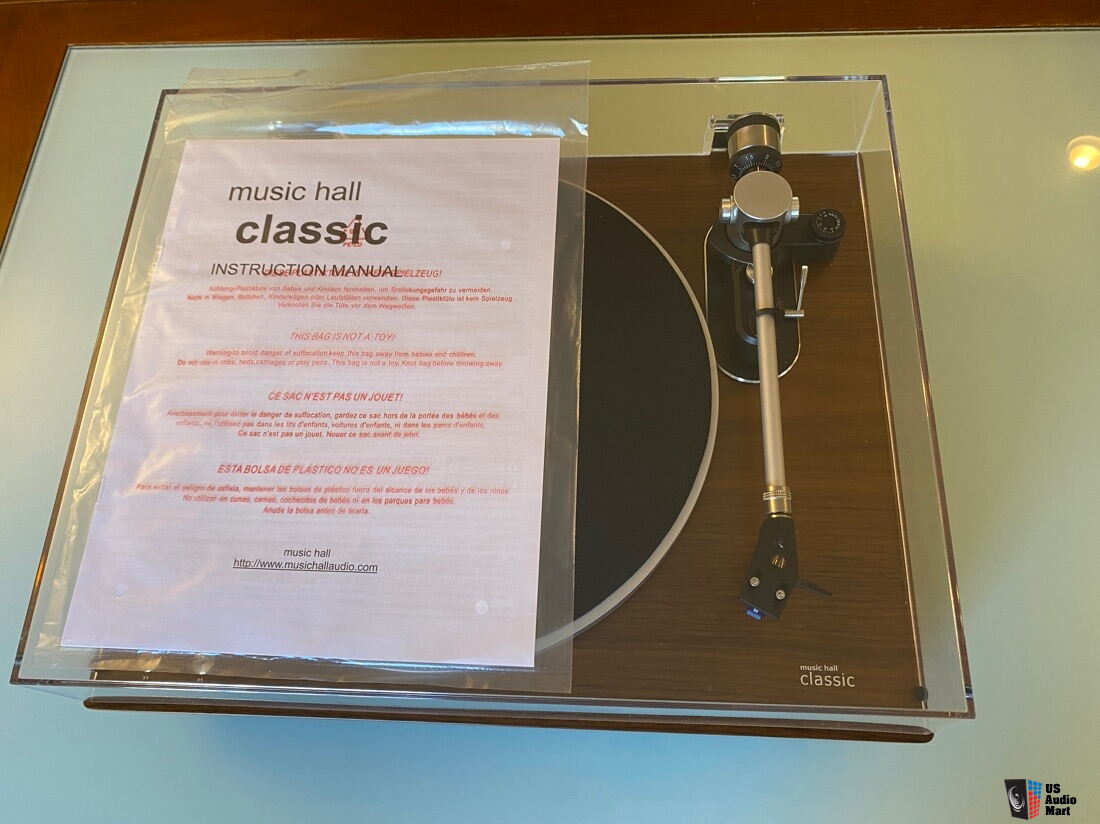 New $900 Music Hall Classic Turntable and Ortofon 2M Blue MM cartridge ...